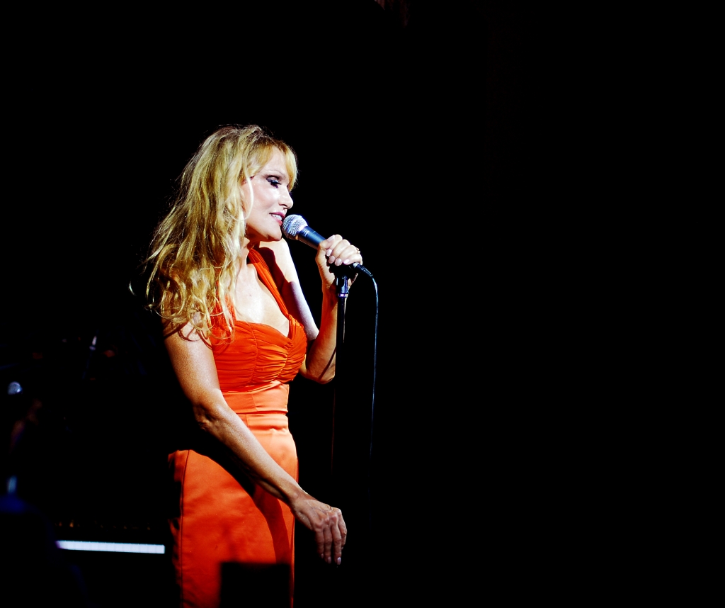 Site de fan de la chanteuse Marie France - "MARIE FRANCE VISITE BARDOT ...