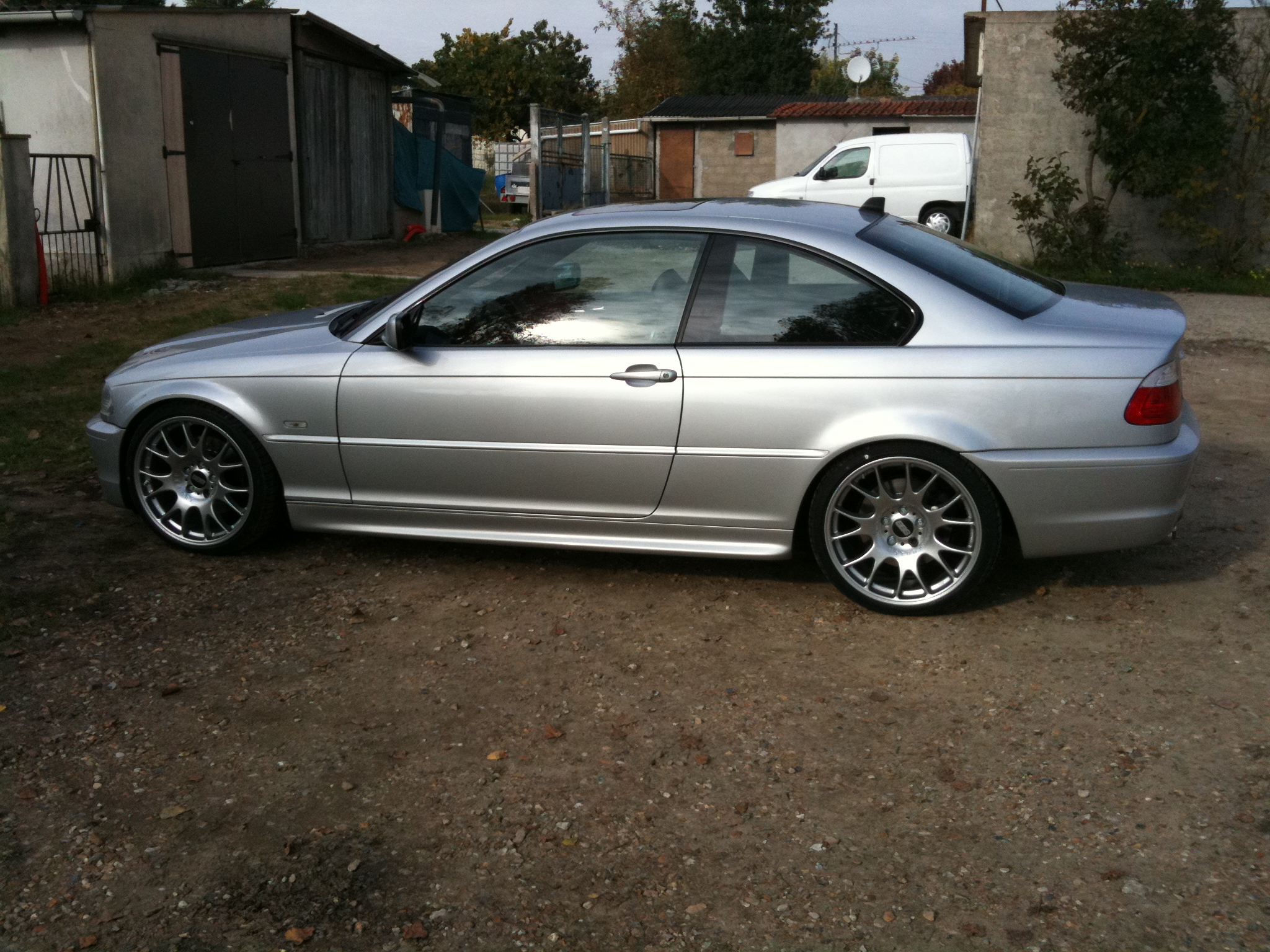 BMW 330 CI PACK M [ 3er BMW - E46 ] "Coupe" - [Tuning - Fotos - Bilder ...
